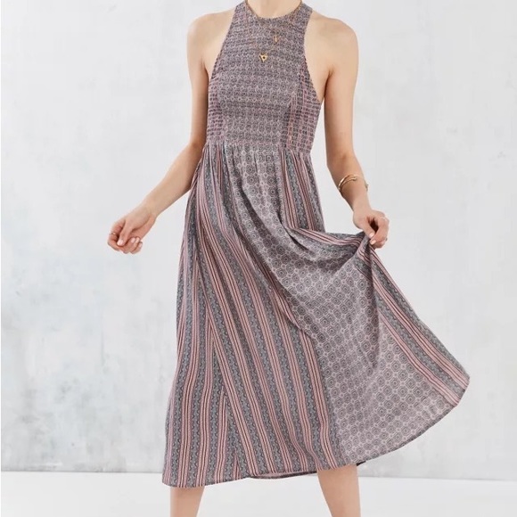 Kimchi Blue | Dresses | Kimchi Blue Joclyn Smocked Bodice Midi Dress ...